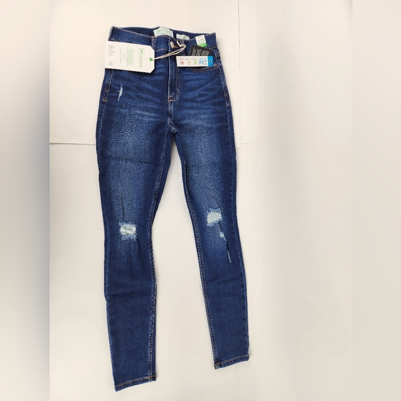 Celebrity Pink | Jeans | Regeneration Celebrity Pink Hydro Eco ...